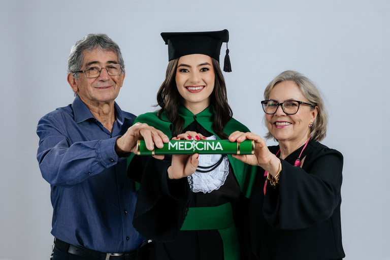 ENSAIO ESTÚDIO - EVELLYN E FAMÍLIA - Thiago Padovan Fotografia