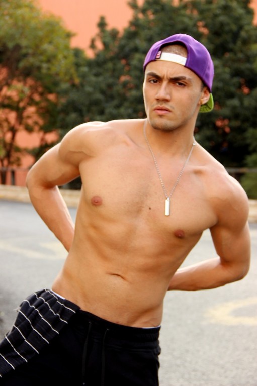 Ensaio STREET - Leo Felipo Garoto de Programa em São Paulo